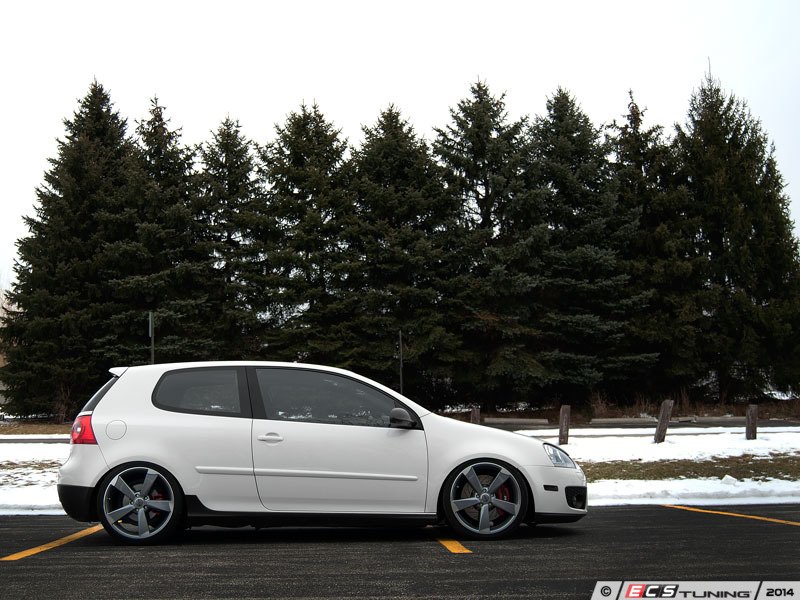 ECS News - VW MKV Rabbit Alzor Style 628 Wheels