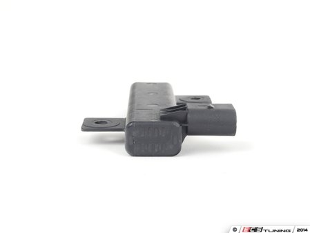 Genuine Volkswagen Audi - 3D0909133E - Aerial KESSEY sensor (3D0 909 133 E)