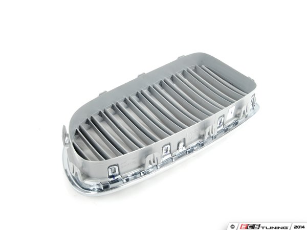 Genuine BMW - 51137261356 - Chrome Kidney Grille - Right (51-13-7-261-356)