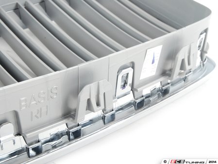 Genuine BMW - 51137261356 - Chrome Kidney Grille - Right (51-13-7-261-356)
