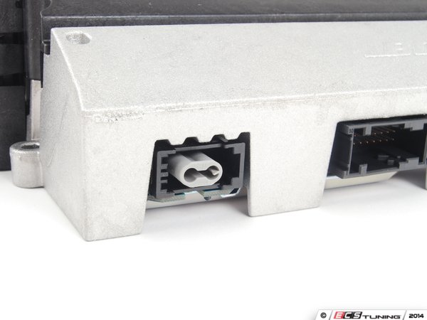 Genuine Volkswagen Audi - 4L0910223D - Amplifier (4L0 910 223 D)