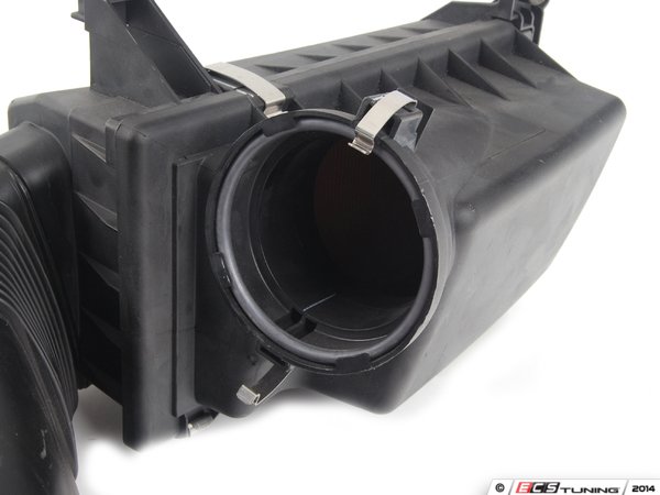 Genuine BMW - 13717503559 - Intake Assembly (13-71-7-503-559)