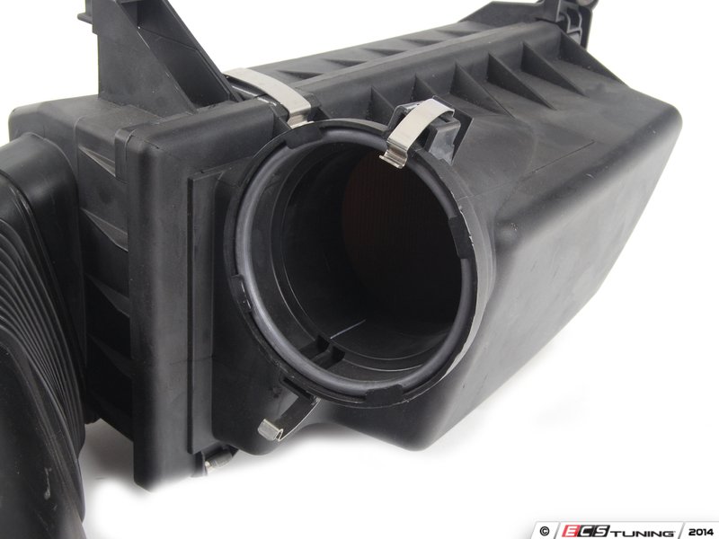 Genuine BMW - 13717503559 - Intake Assembly (13-71-7-503-559)