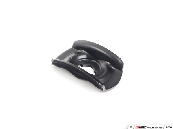 Genuine Mercedes Benz - 2033230232 - Front Upper Strut Mount Plate ...