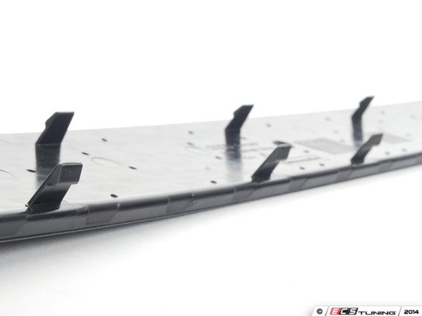 Genuine Volkswagen Audi - 8T0807833B01C - Dual exit Rear Valance Trim ...
