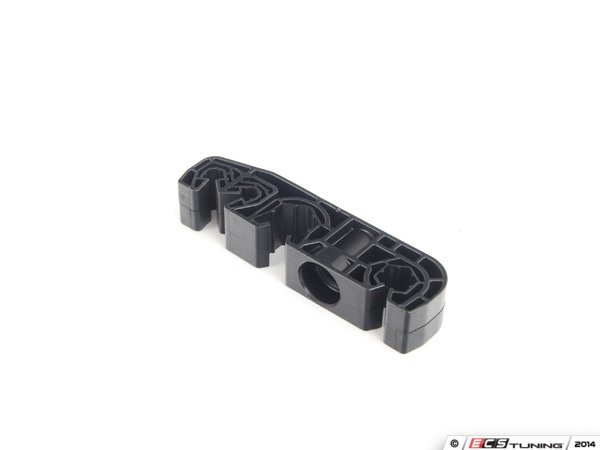 Genuine BMW - 16126763897 - PIPE CLIP (16-12-6-763-897)