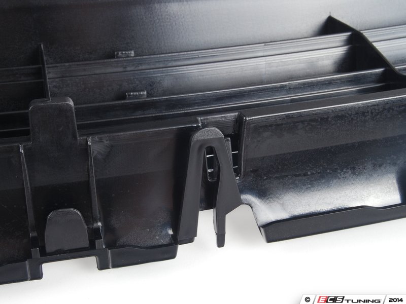 Genuine MINI - 51112752363 - Upper Grille Center Section With Chrome ...