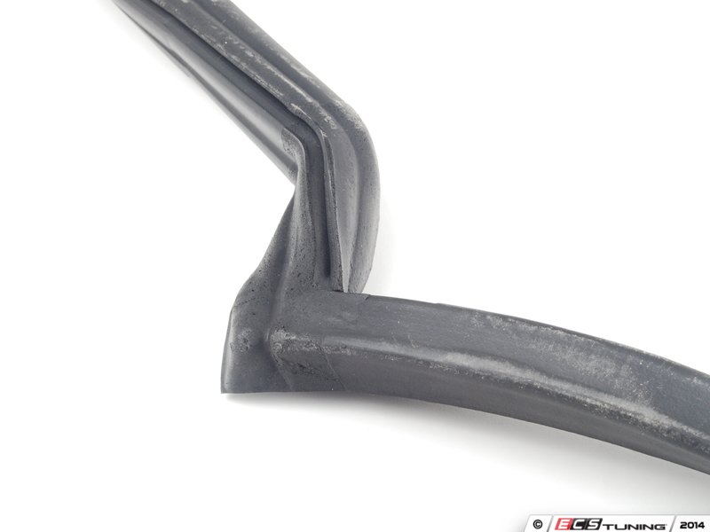 URO - 51711889473 - Trunk Lid Gasket