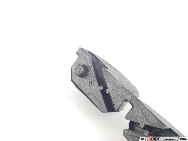 Genuine Volkswagen Audi - 8D0955754 - GROMMET (8D0 955 754)