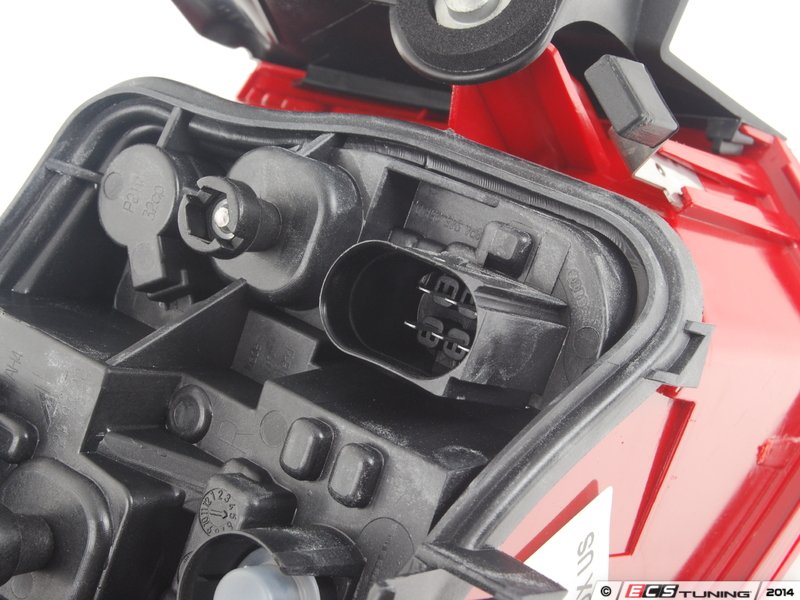 Genuine Volkswagen Audi - 8P4945096F - Outer Tail Light - Right Side ...