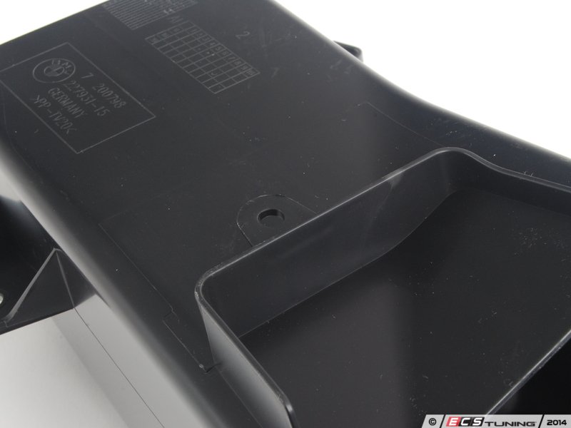 Genuine BMW - 51747200798 - F10 Air Duct Brake - Right (51-74-7-200-798)