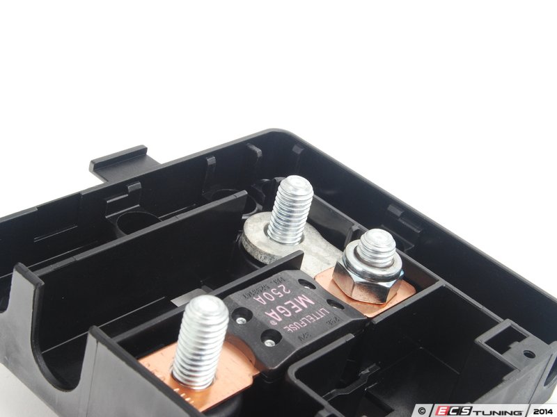 Genuine BMW - 61138387546 - Base B+ - 2X (61-13-8-387-546)