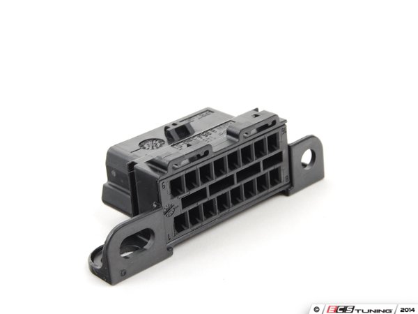 Genuine BMW - 61136954580 - SOCKET HOUSING (61-13-6-954-580)