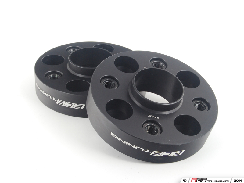 ECS News - MINI R50/R52/R53 25/30mm Wheel Spacers