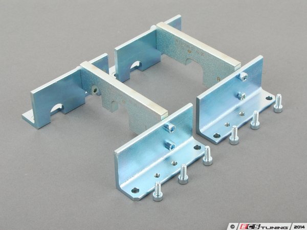 Genuine Mercedes Benz - 137589014000 - Retainer Device - Right Cylinder ...