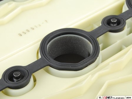 Genuine Volkswagen Audi - 079103472AH - Valve Cover - right (079 103 ...