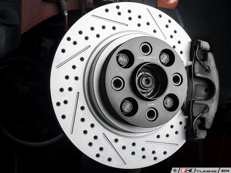 ECS News - MINI R50/R52/R53 25/30mm Wheel Spacers