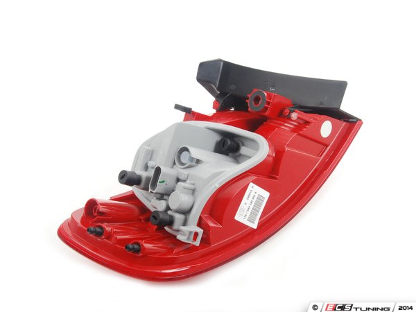 Genuine Volkswagen Audi - 8K9945096A - Outer Tail Light - Right (8K9 ...