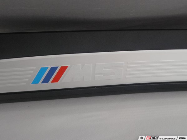 Genuine BMW - 51477898819 - Rear Door sill - left (51-47-7-898-819)