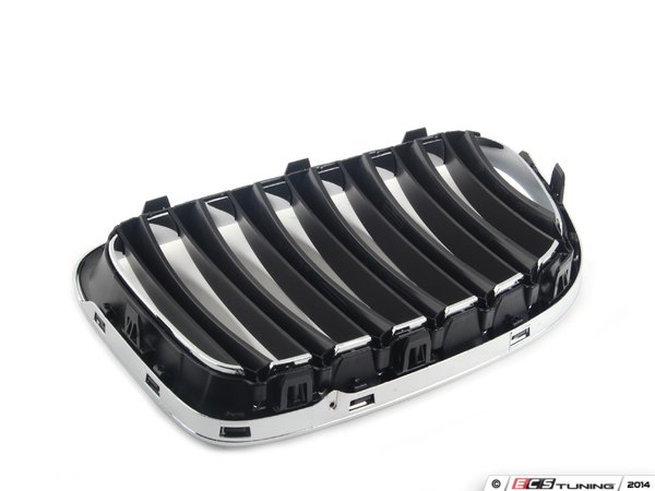 Genuine BMW - 51112993306 - Front Grille - Right (51-11-2-993-306)