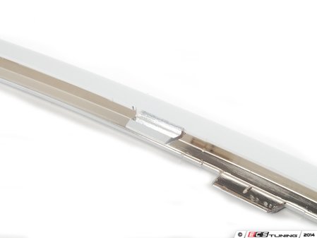 Genuine BMW - 51117197292 - MOULDING FRONT RIGHT (51-11-7-197-292)