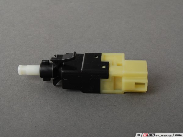 Genuine Mercedes Benz - 0015456709 - Brake Light Switch