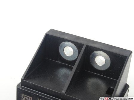 Genuine Mercedes Benz - 0009055203 - Turn Rate Sensor