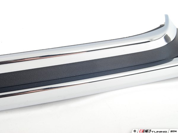 Genuine BMW - 51117279698 - Bumper Grille Trim - right (51-11-7-279-698)