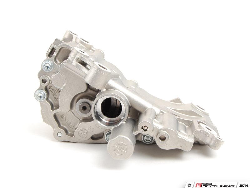 Genuine BMW - 11417551004 - Oil Pump (11-41-7-551-004)