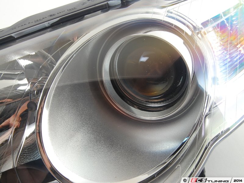 Genuine Volkswagen Audi - 3C0941005AE - Headlight - Driver (3C0 941 005 AE)