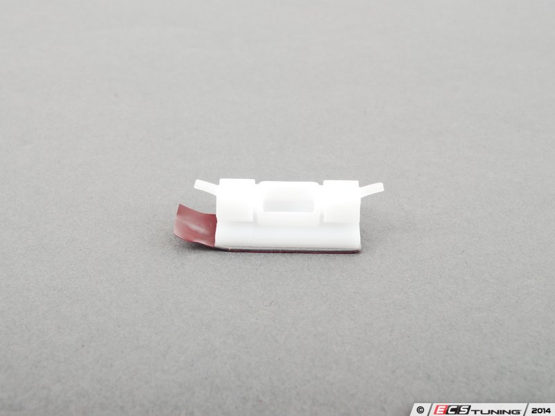Genuine Volkswagen Audi - 8P4853573A - Clip - Priced Each (8P4 853 573 A)