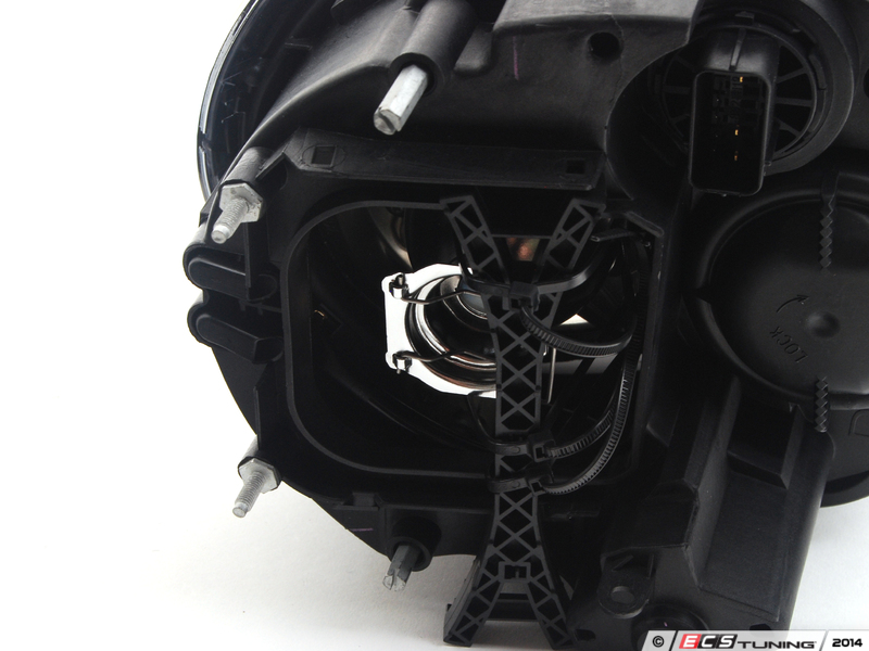 ECS News - R50/R52/R53 MINI Helix Blackout Projector Headlights