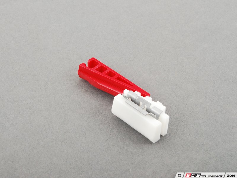 Genuine Mercedes Benz - 2086900313 - Clip - Priced Each