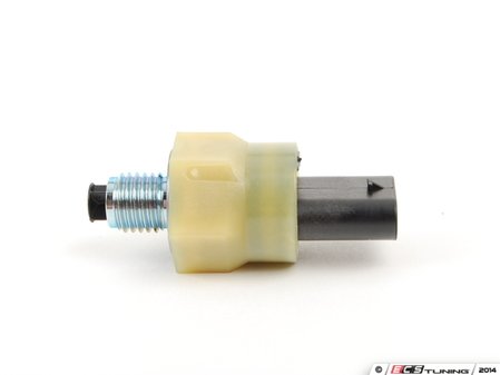 Genuine BMW - 12618613333 - Oil Pressure Sending Unit (12-61-8-613-333)