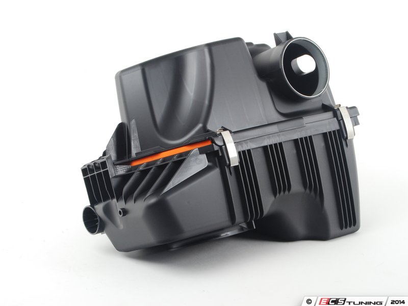 Genuine BMW - 13717616932 - Air Box (13-71-7-616-932)