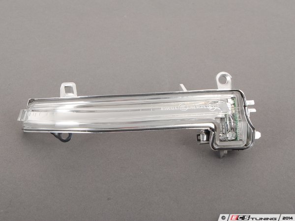 Genuine BMW - 63137280772 - Mirror turn signal - right (63-13-7-280-772)
