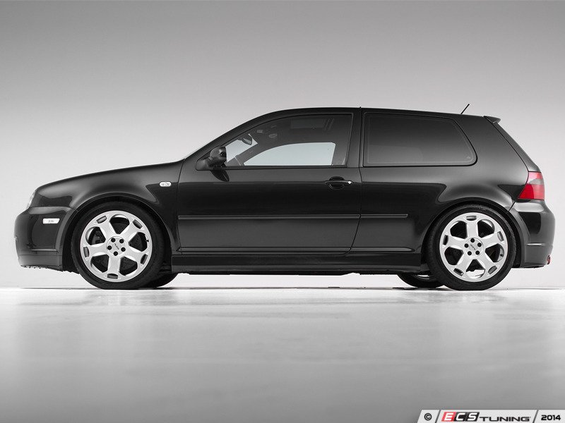 ECS News - VW MKIV R32 Alzor Style 050 Wheels