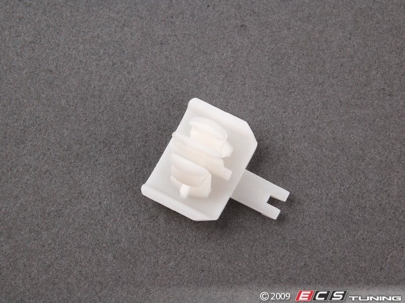Genuine BMW - 51137893437 - E46 M3 Door Moulding Clamp - Priced Each ...
