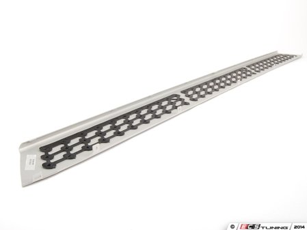 Genuine BMW - 51777227534 - E70 X5 Running board - Right (51-77-7-227-534)