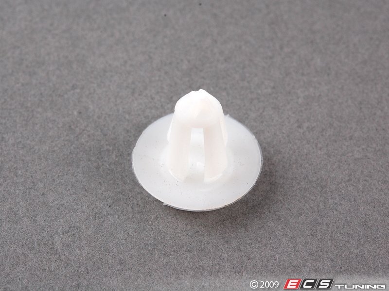 Genuine Volkswagen Audi - 8D0863987A - CLIP - Priced Each (8D0 863 987 A)