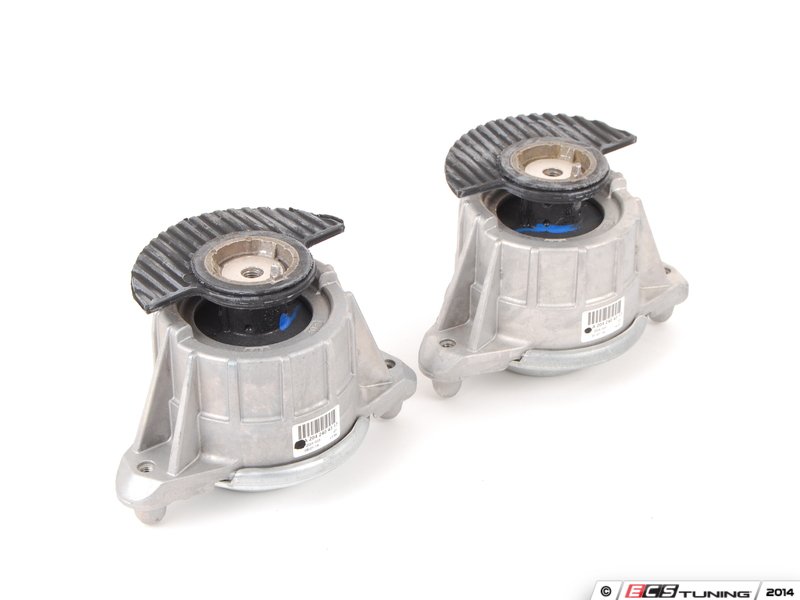 ECS News - Mercedes-Benz W204 C-Class Drivetrain Mount Kit