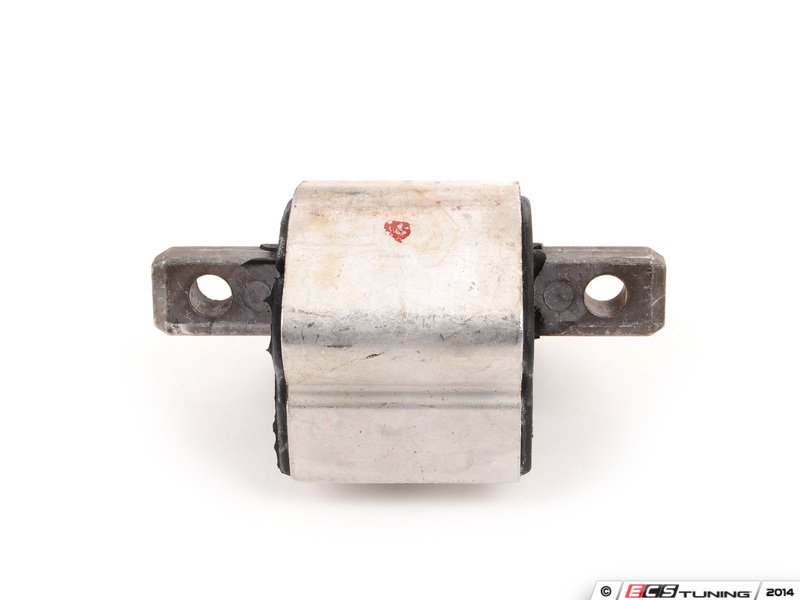 ECS News - Mercedes-Benz W212 E350 Drivetrain Mount Kit