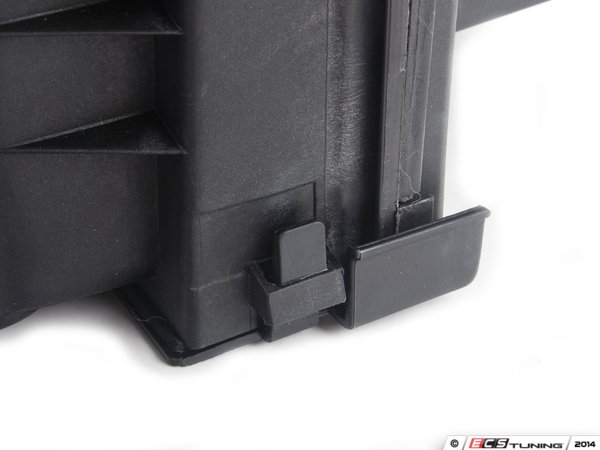 Genuine BMW - 13711716218 - Intake Assembly (13-71-1-716-218)