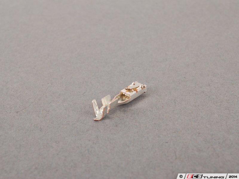 Genuine BMW - 12527567482 - Terminal Socket Connector (12-52-7-567-482)