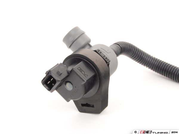 Genuine BMW - 13907618647 - Fuel Tank Vent with Breather Valve (13-90-7 ...