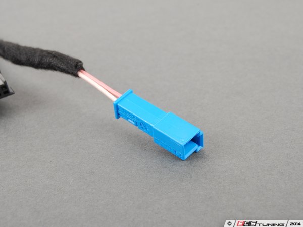 Genuine BMW - 32306798541 - connecting line, steering wheel (32-30-6 ...