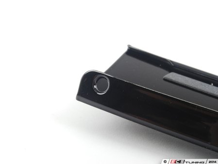 Genuine Mercedes Benz - 2116903287 - ORNAMENTAL C