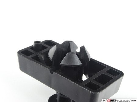 Genuine Mercedes Benz - 0029976186 - Jack Pad