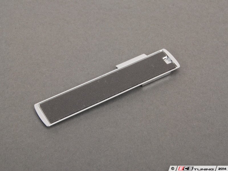 Genuine Volkswagen Audi - 8N0853601A - 'S-Line' Emblem - Chrome/Red ...