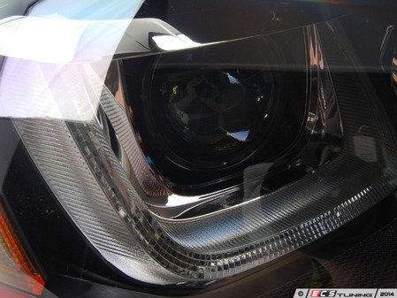 Genuine Volkswagen Audi - 5G0941754A - Headlight - Right (5G0 941 754 A)